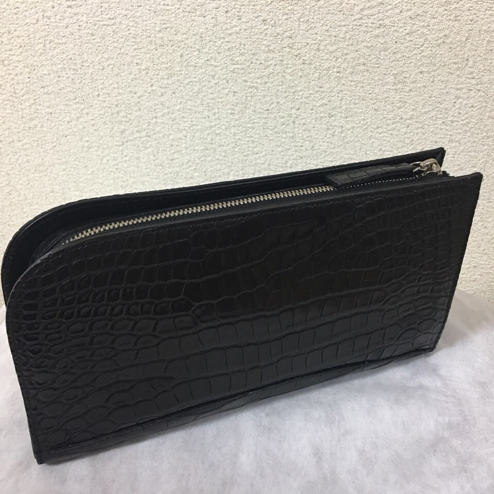 KENTAK – Luxury crocodile handbags